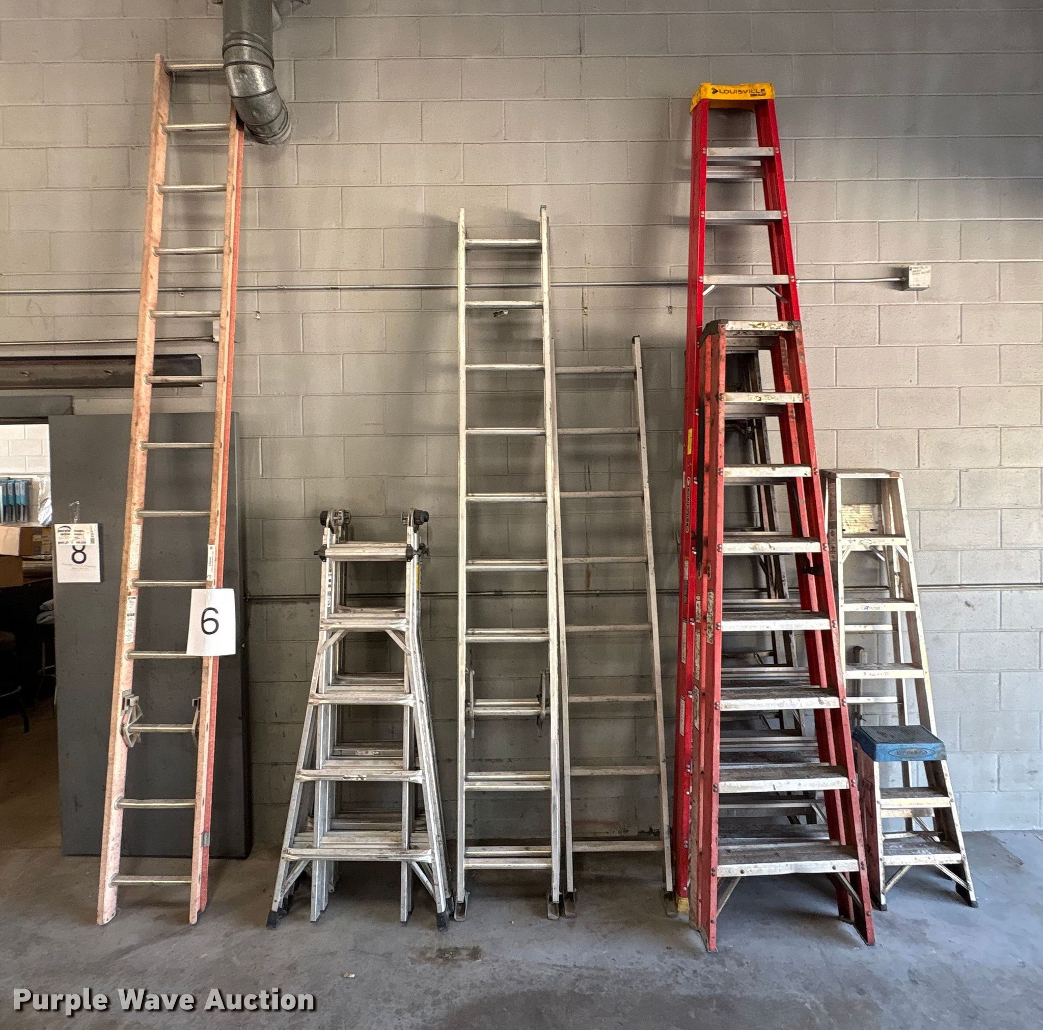 (10) ladders in Louisville, KY | Item EM6082 sold | Purple Wave