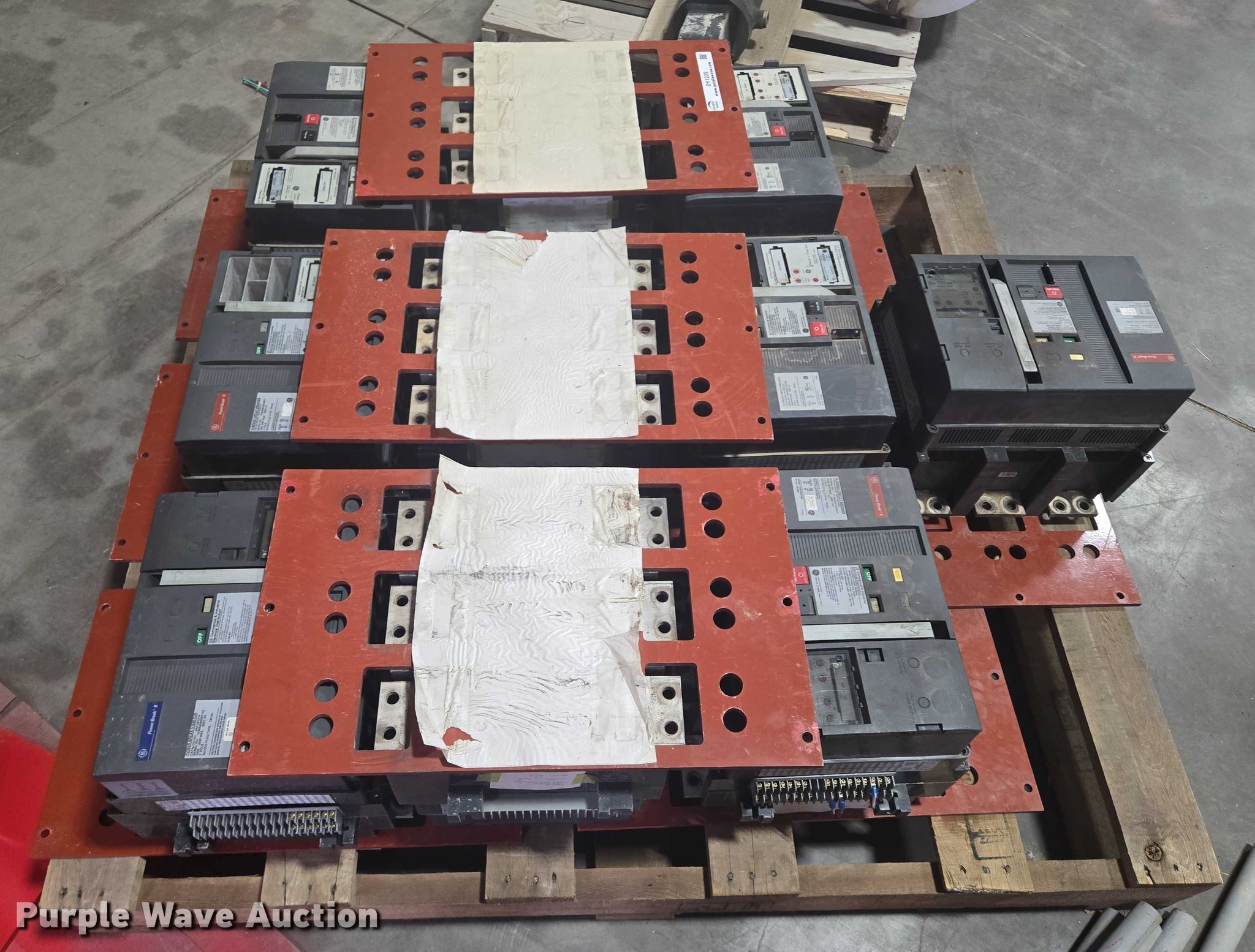(10) GE 1600A circuit breakers in Sundance, WY | Item DY1229 sold ...