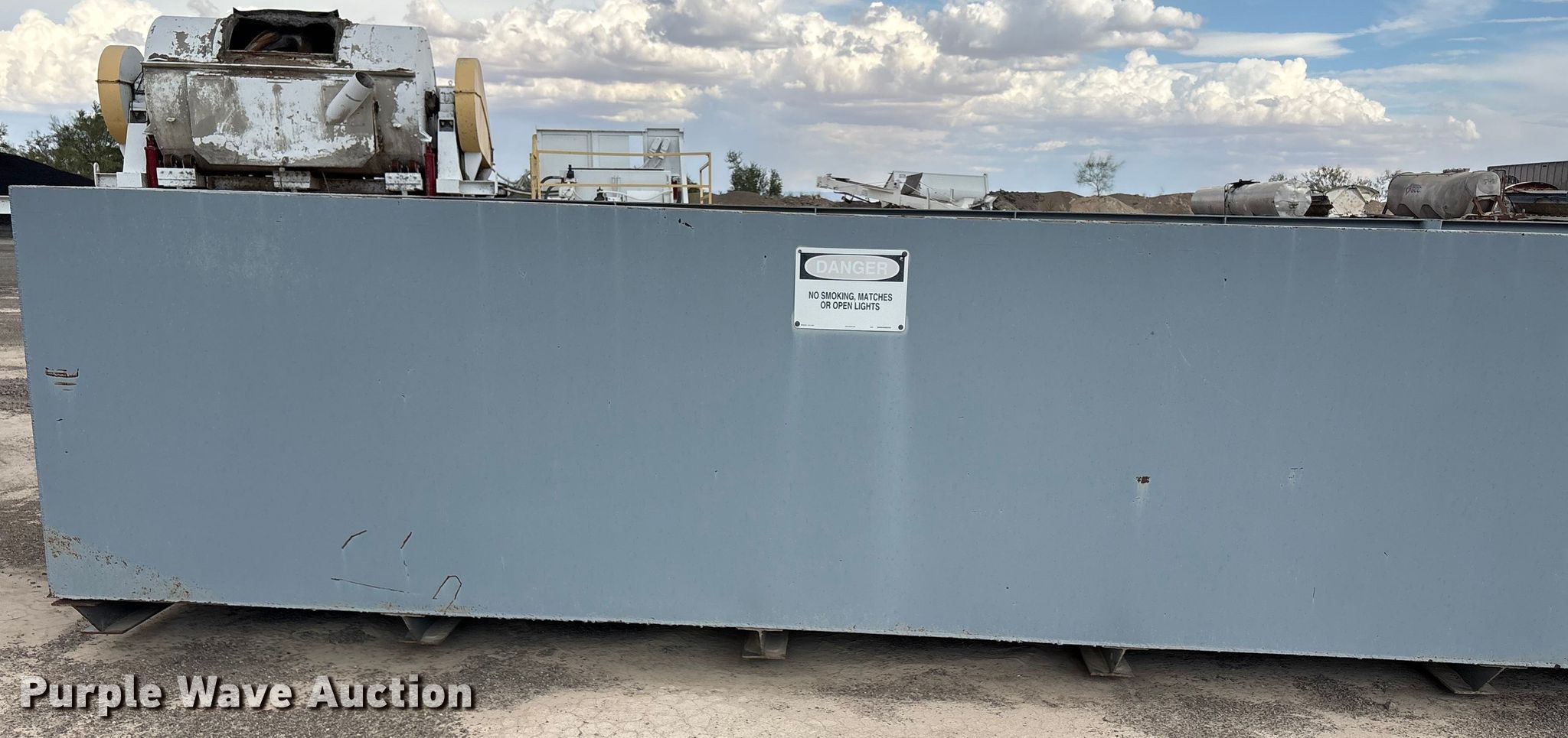 Containment box in El Paso, TX | Item EF6002 sold | Purple Wave