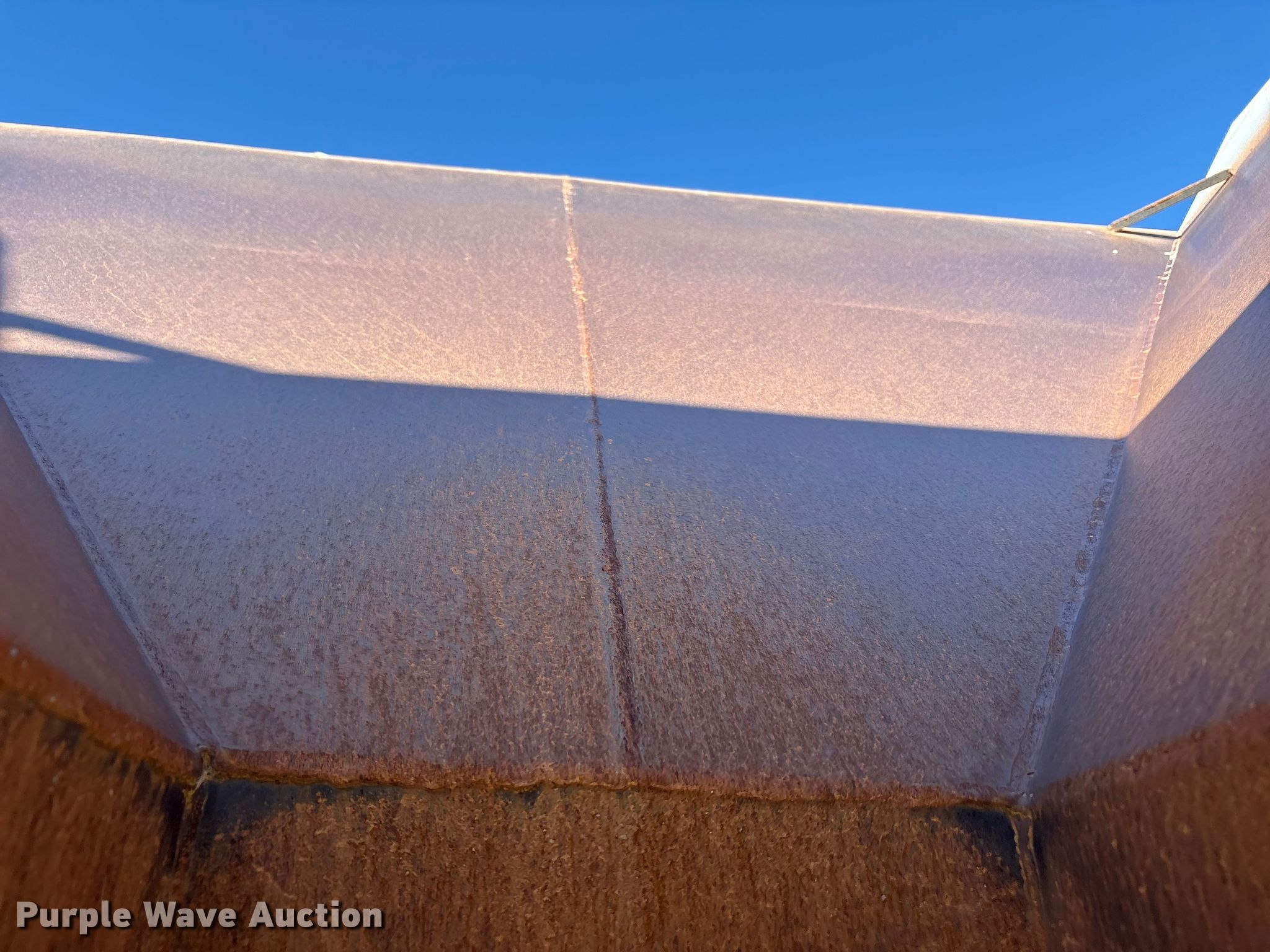 Material hopper in El Paso, TX | Item EF6024 sold | Purple Wave