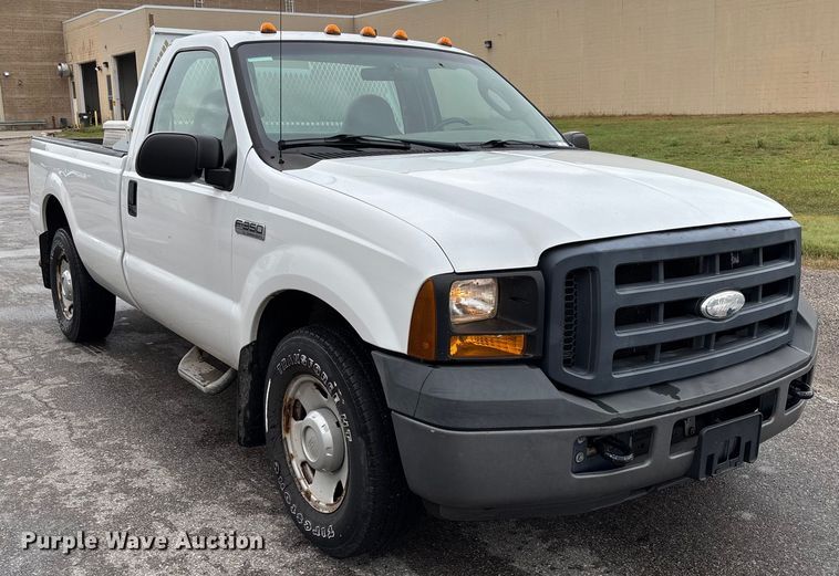 2007 Ford F350 Super Duty pickup truck in Hutchinson, KS | Item EM8214 ...