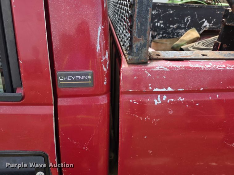 1991 Chevrolet Cheyenne C2500 pickup truck in Beverly, KS | Item FI0537 ...