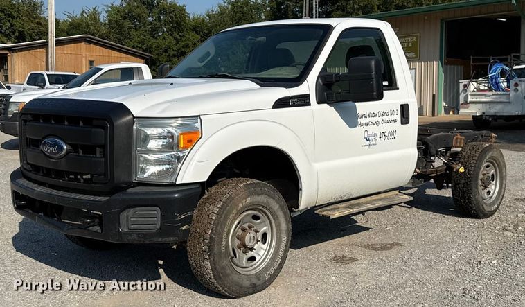 2011 Ford F250 Super Duty pickup truck cab and chassis in Chouteau, OK ...
