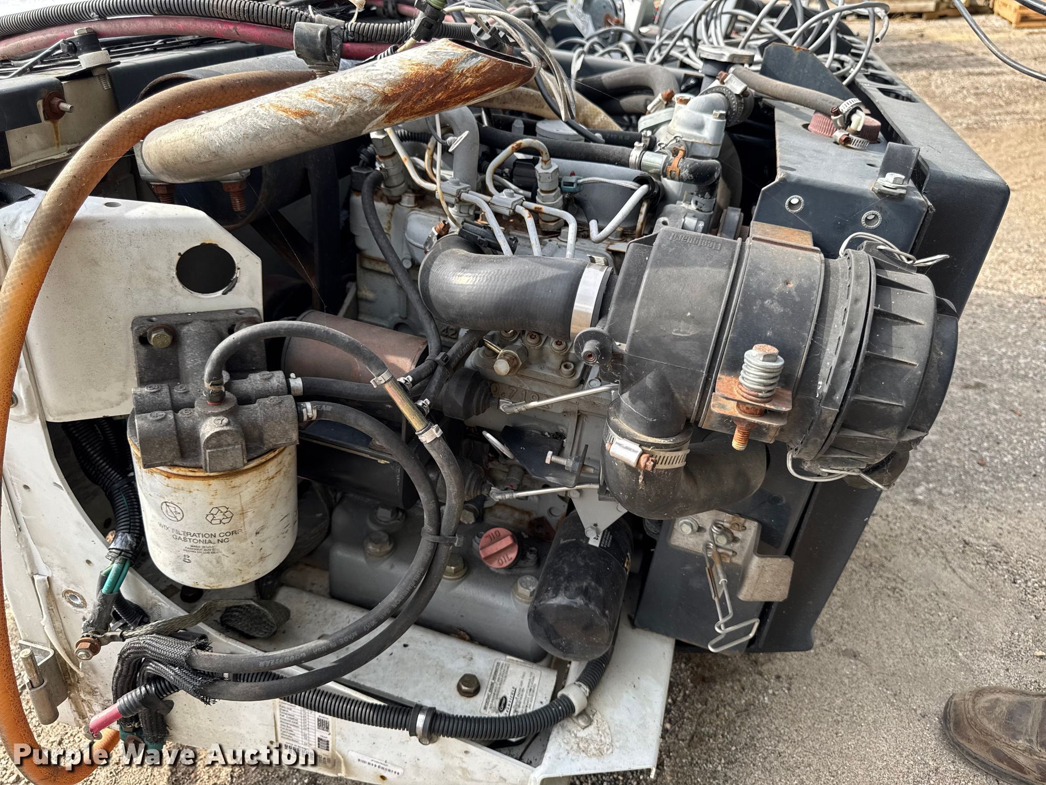 Carrier Supra 644 refrigeration unit in Waterloo, IA | Item EA1916 for ...