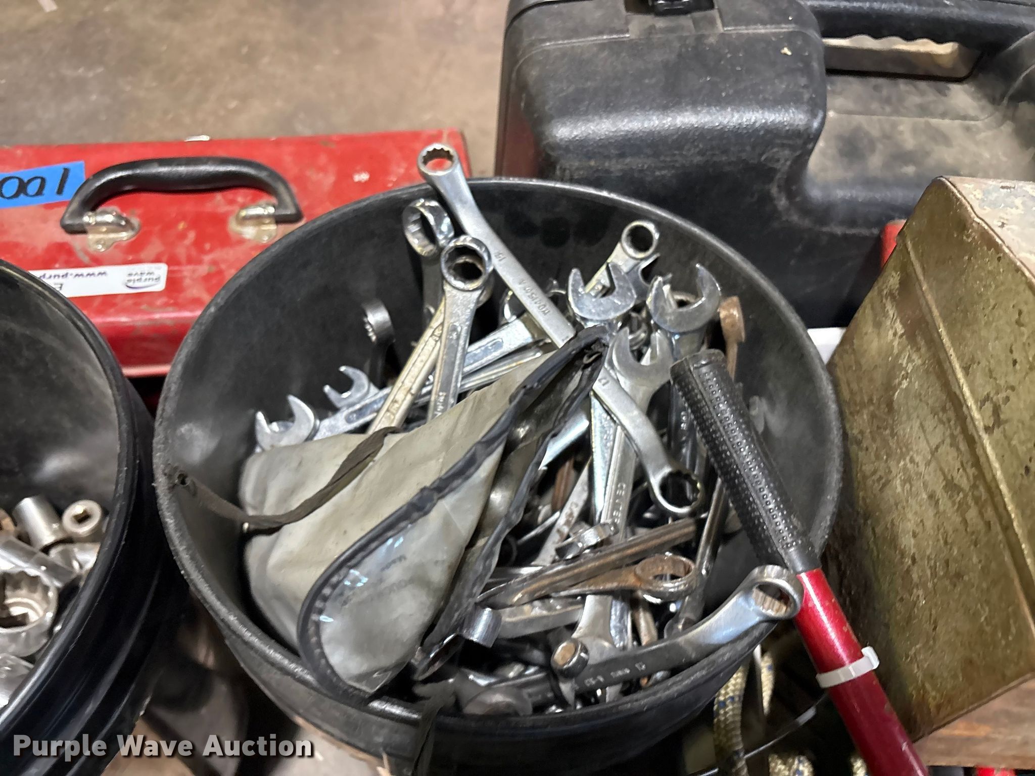 Tools in Tulsa, OK | Item EG8670 sold | Purple Wave