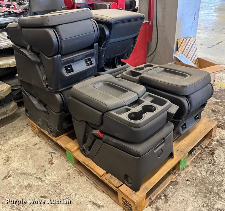 (6) center consoles in Wichita, KS | Item EM8387 sold | Purple Wave