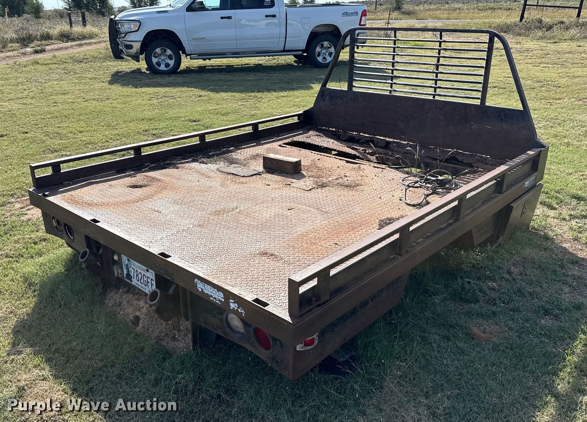 Bramco flatbed in Laverne, OK | Item EP0725 sold | Purple Wave
