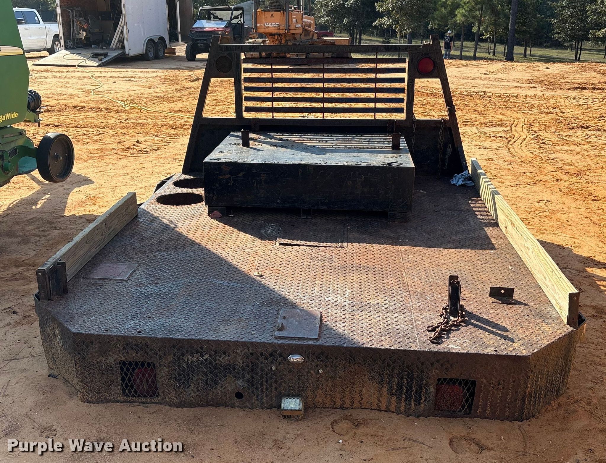 Flatbed in Antlers, OK | Item EA7609 sold | Purple Wave