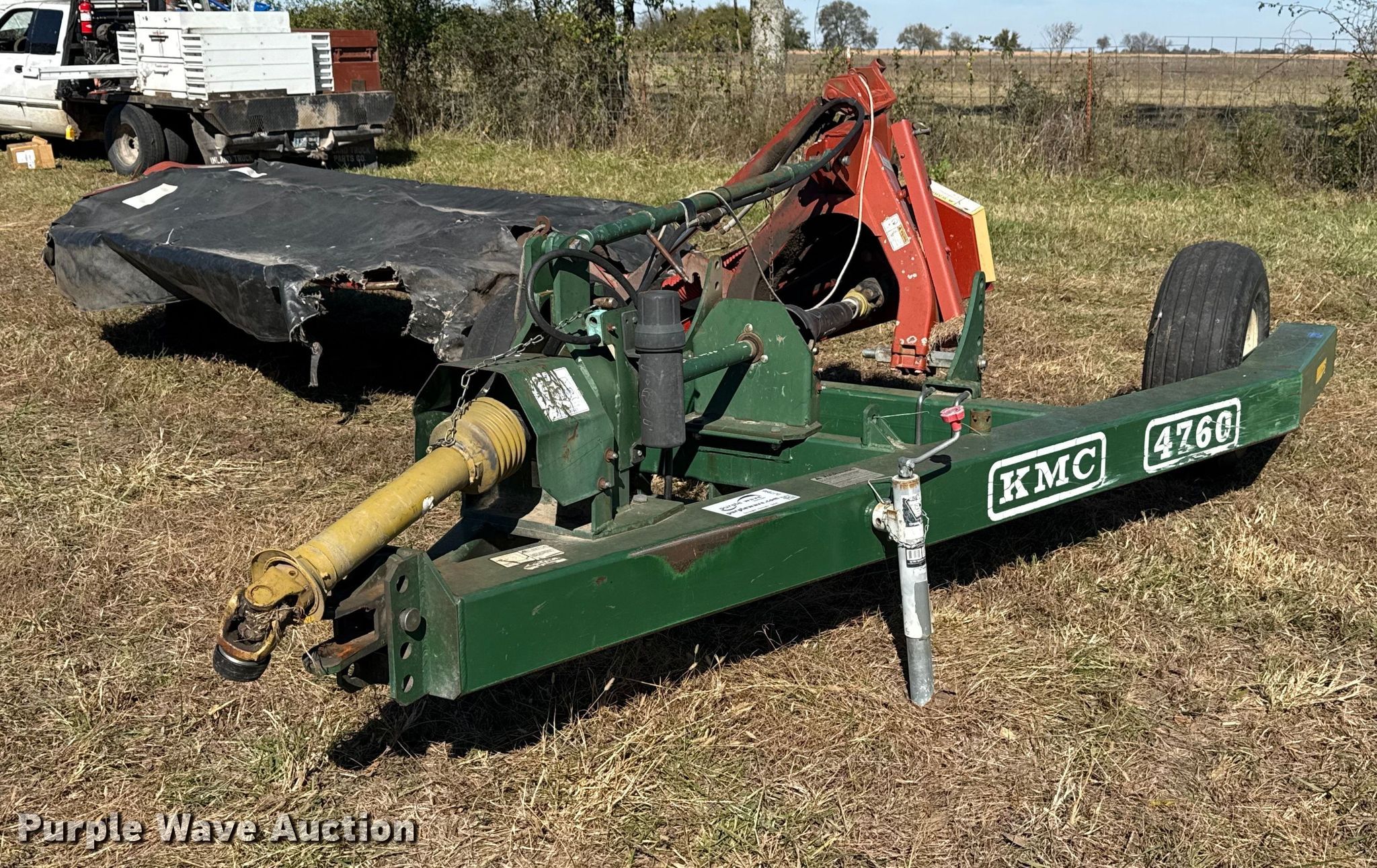 KMC 4760 disc mower in Mounds, OK | Item DJ7998 for sale | Purple Wave