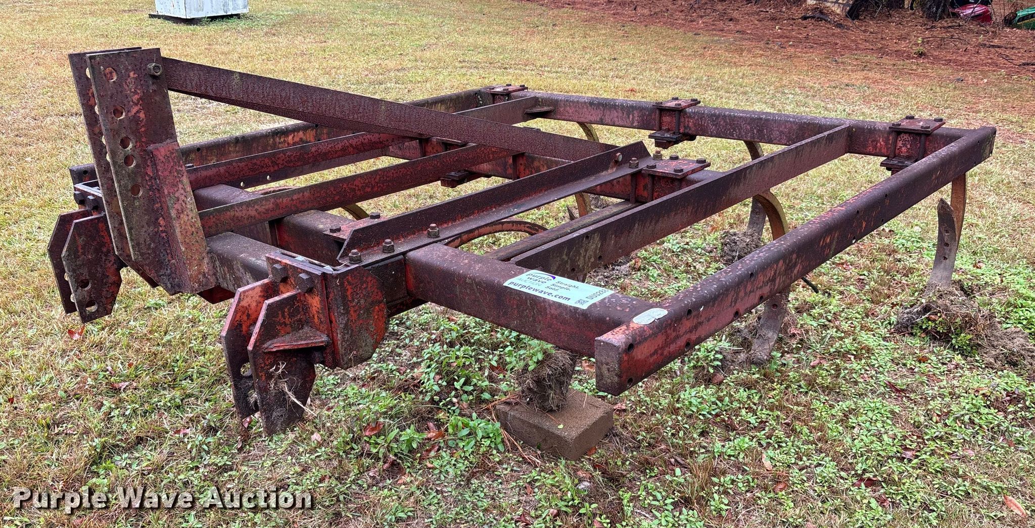 Mohawk 307 chisel in Clarkton, NC | Item DU0288 for sale | Purple Wave