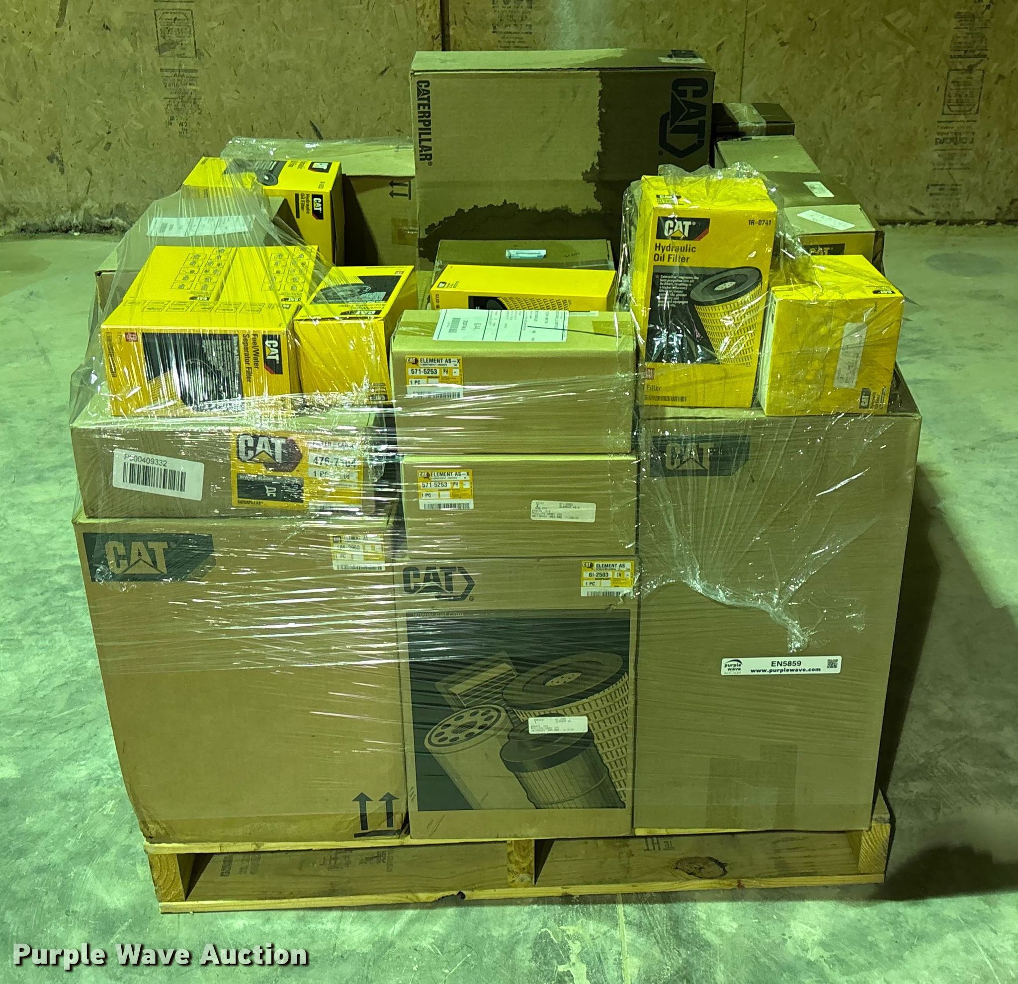 Pallet of filters in Pilot Grove, MO | Item EN5859 for sale | Purple Wave