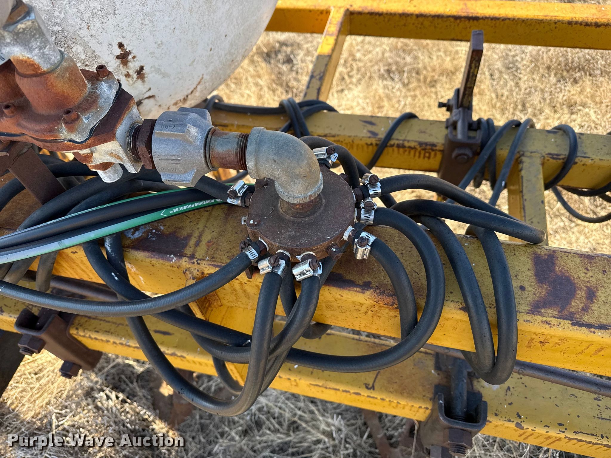 Hamby NH3 applicator in Ulysses, KS | Item EP2881 for sale | Purple Wave