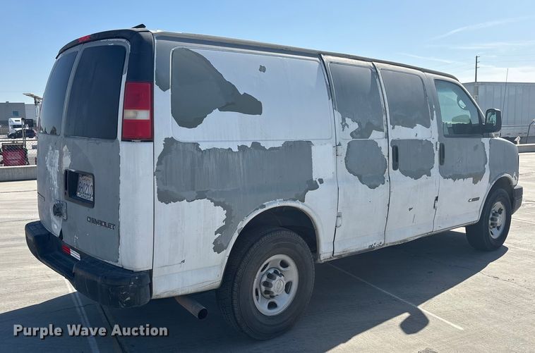2006 Chevrolet Express 2500 van in Fontana, CA | Item FB5483 for sale ...