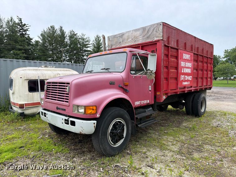 1995 International 4700 chipper truck in Franklin, IN | Item FB8173 for ...